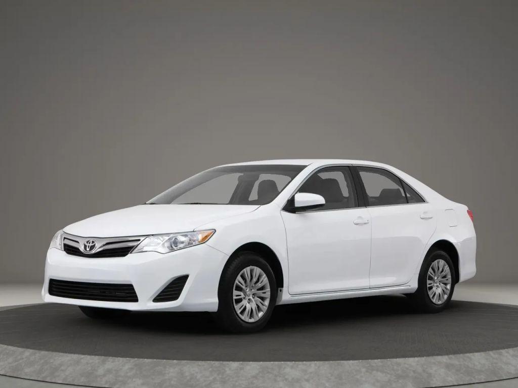 2013 Toyota Camry - Specs, Prices, MPG, Reviews & Photos | Cars.com