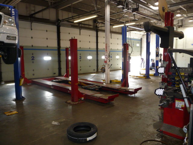 Courtesy Ford - Davenport, IA | Cars.com