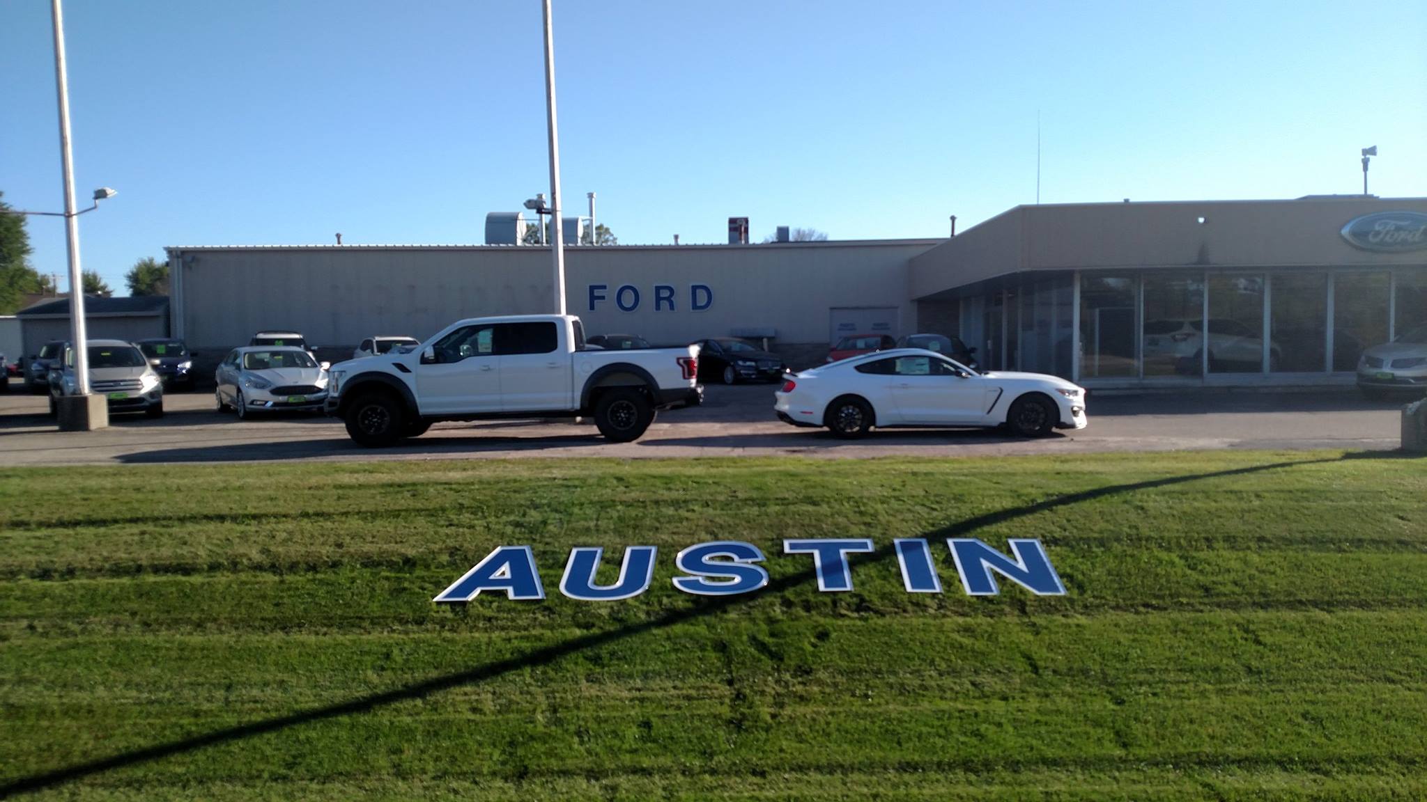 Austin Chrysler Dodge Jeep RAM - Austin, MN | Cars.com