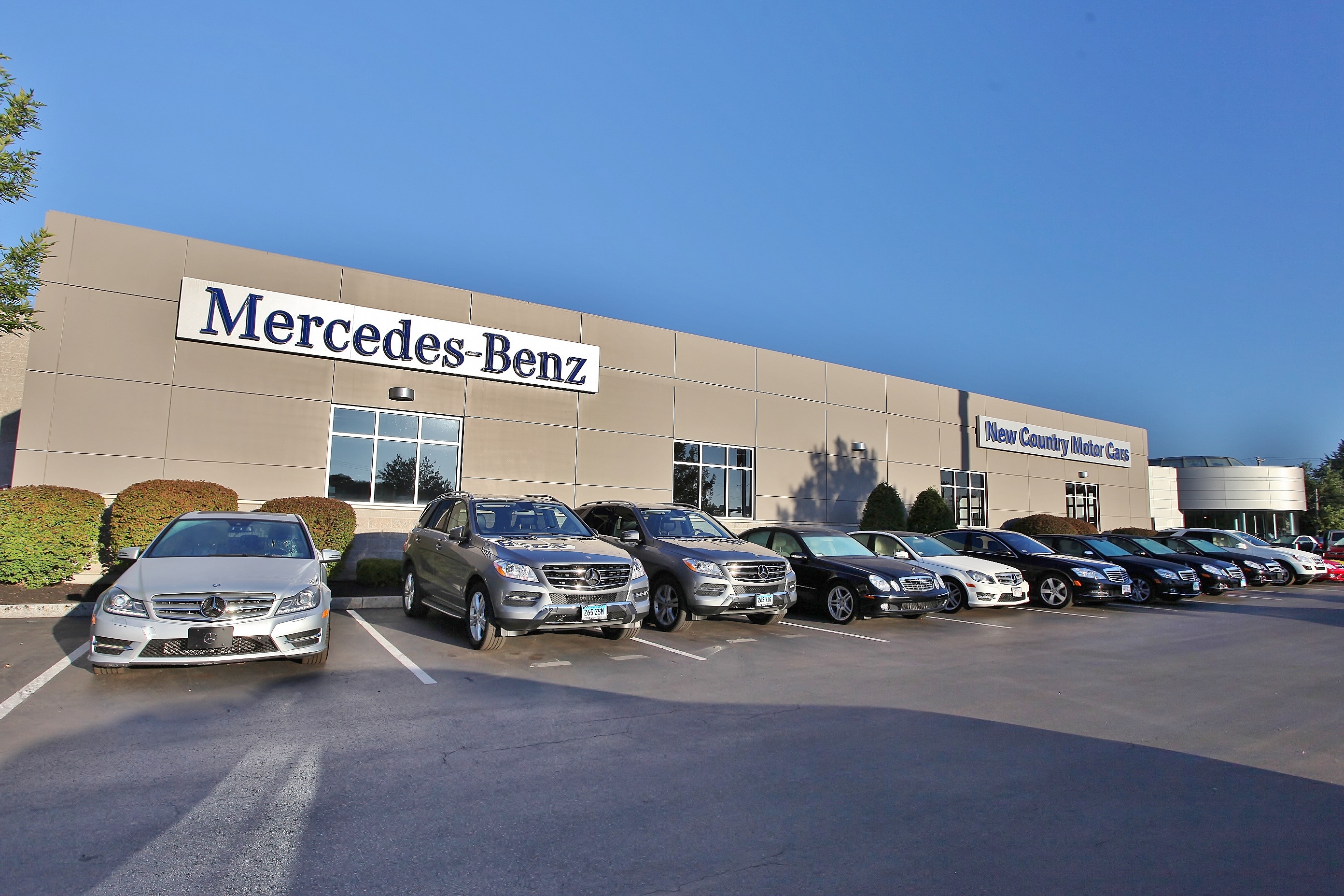 New Country Motor Cars - Hartford, CT | Cars.com