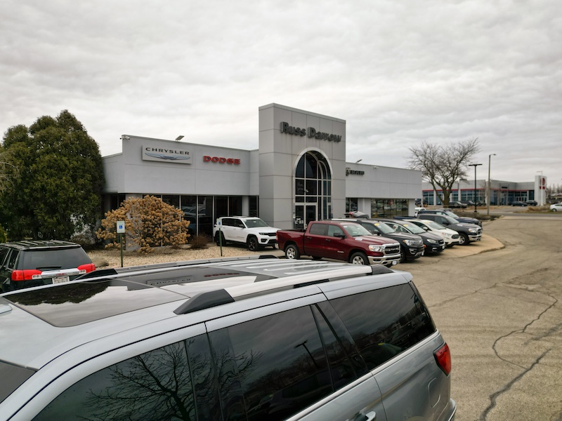 Russ Darrow Metro Chrysler Dodge Jeep RAM - Milwaukee, WI | Cars.com