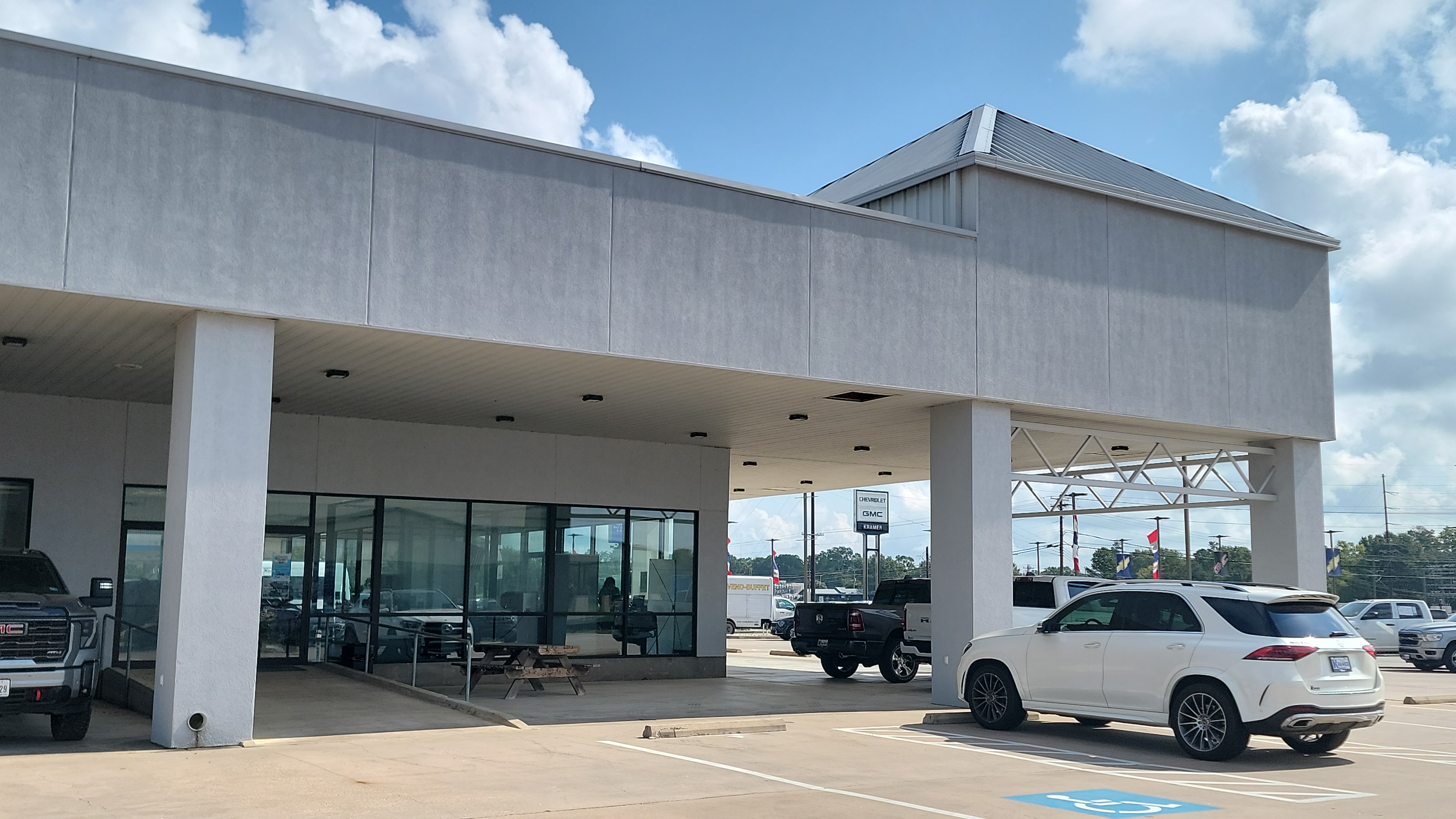 Kramer Chrysler Dodge Jeep Ram - Livingston, TX | Cars.com