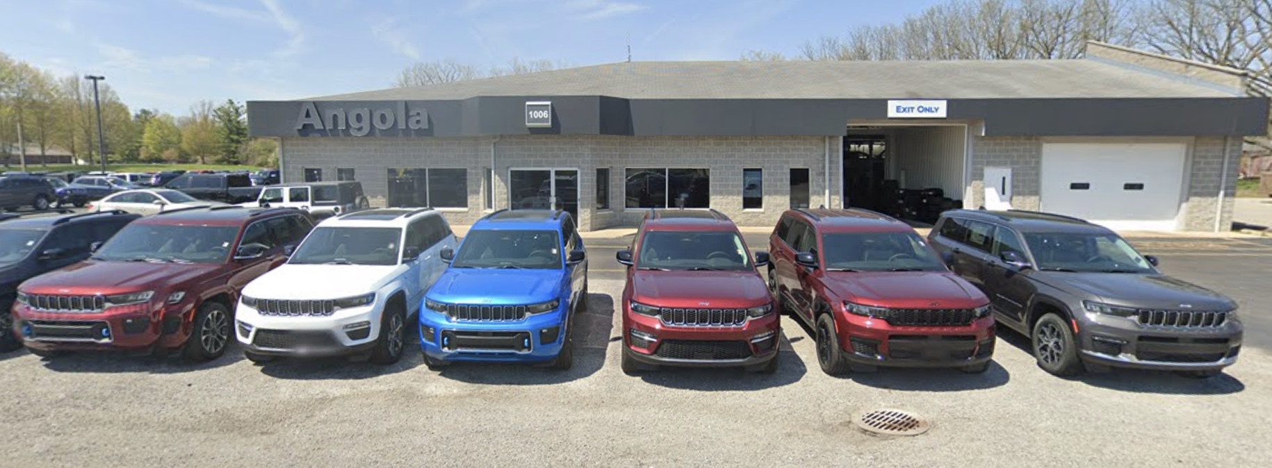 Angola Chrysler Dodge Jeep RAM - Angola, IN | Cars.com