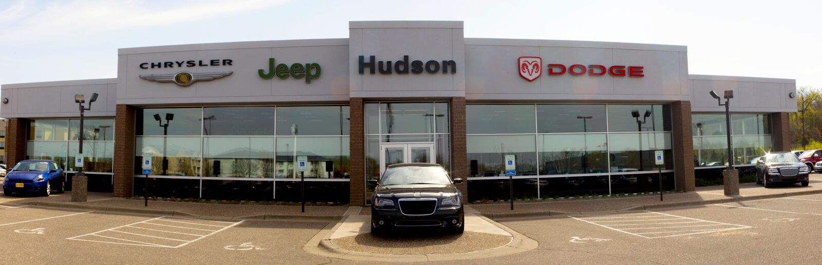 Luther Hudson Chrysler Dodge Jeep RAM - Hudson, WI | Cars.com