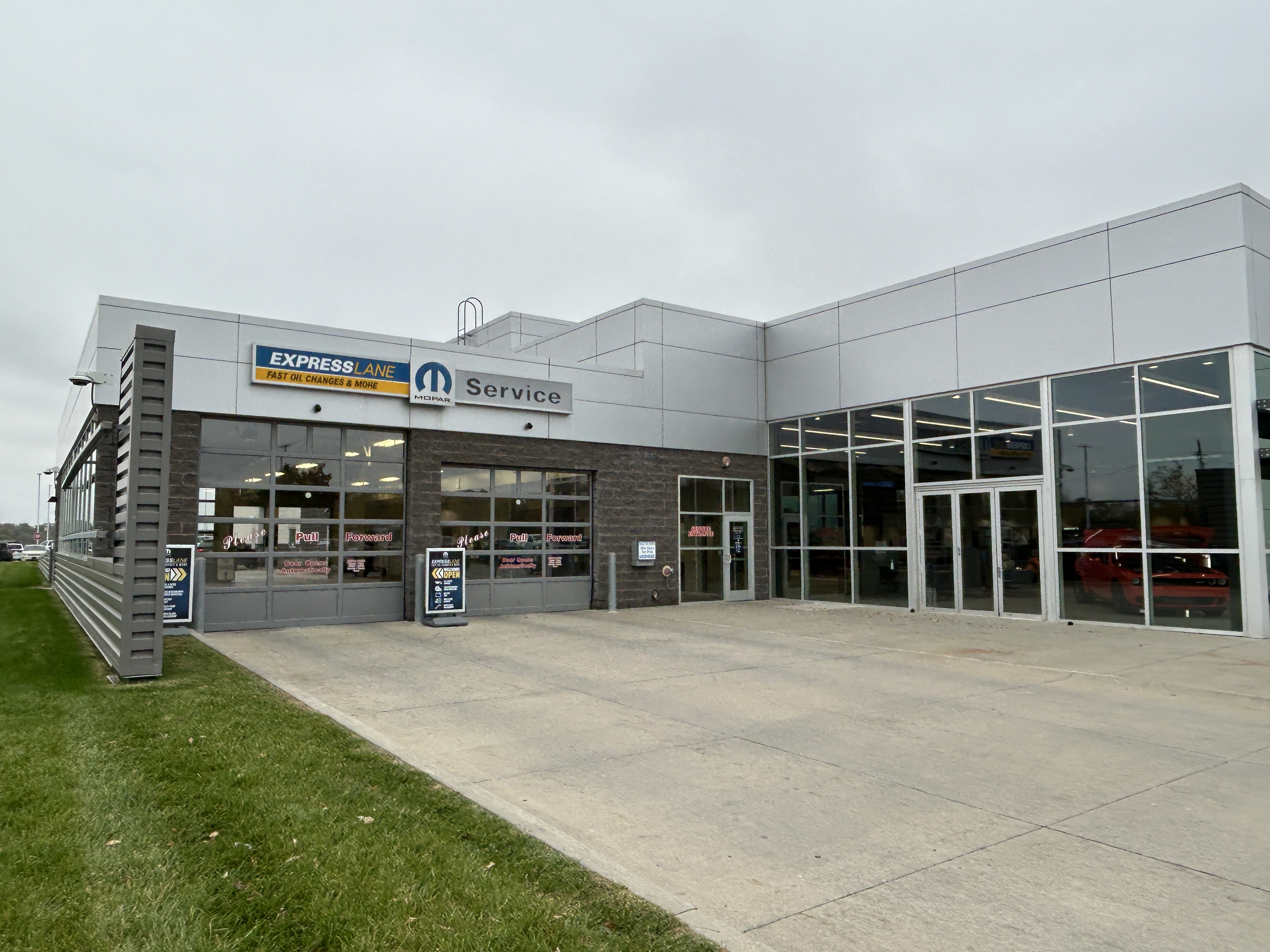 Woodhouse Chrysler Dodge Jeep Ram Bellevue