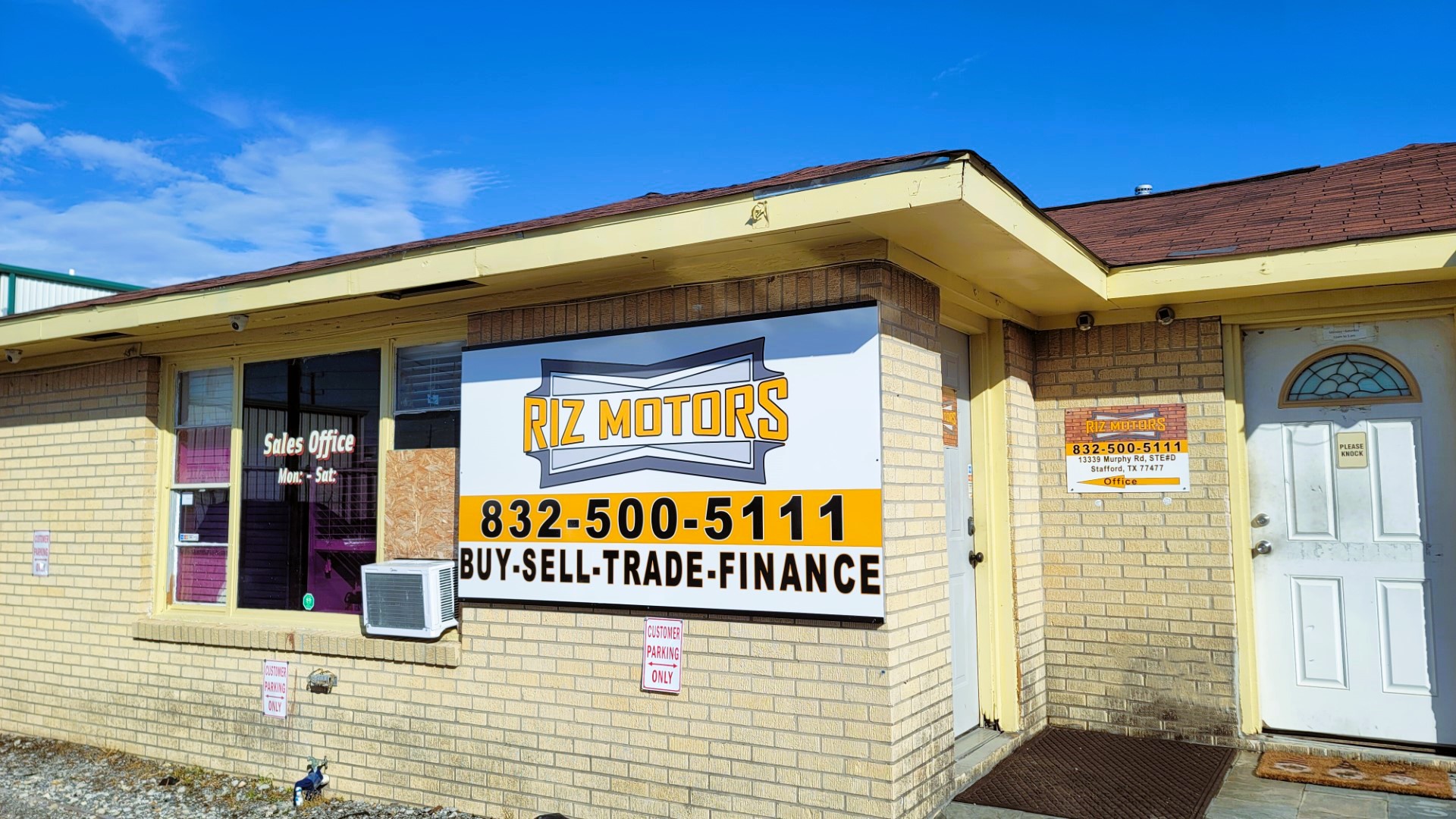 RIZ MOTORS - Houston, TX | Cars.com