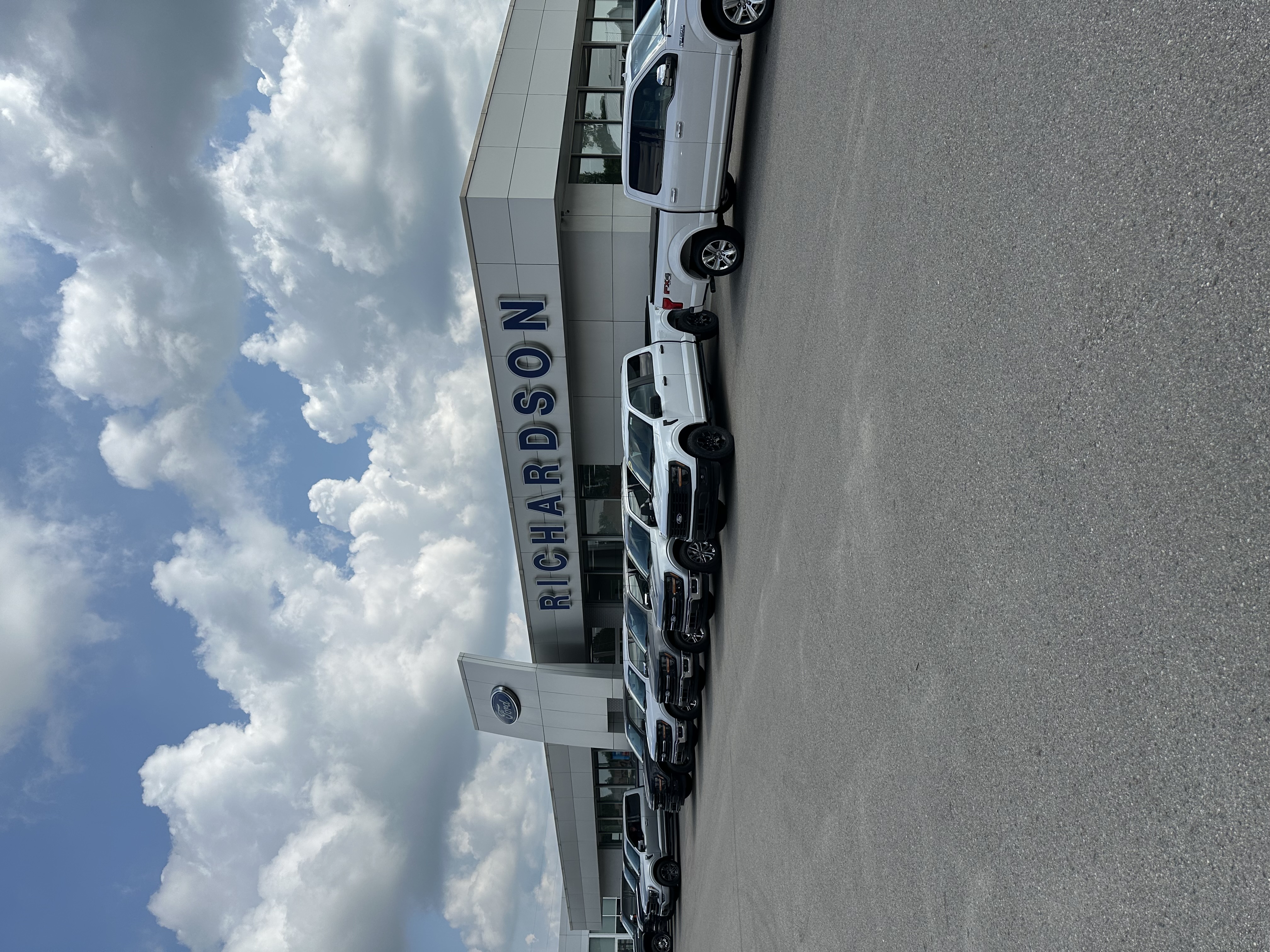 Richardson Ford Inc. - Standish, MI | Cars.com