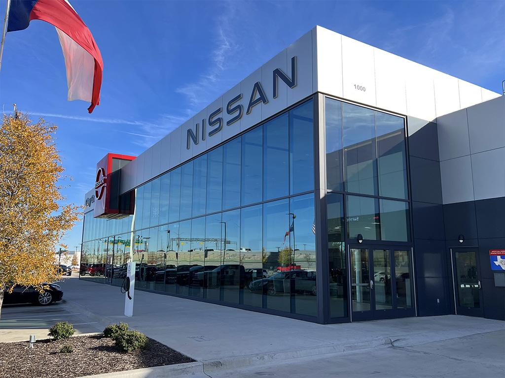 Nissan Clay Cooley Irving