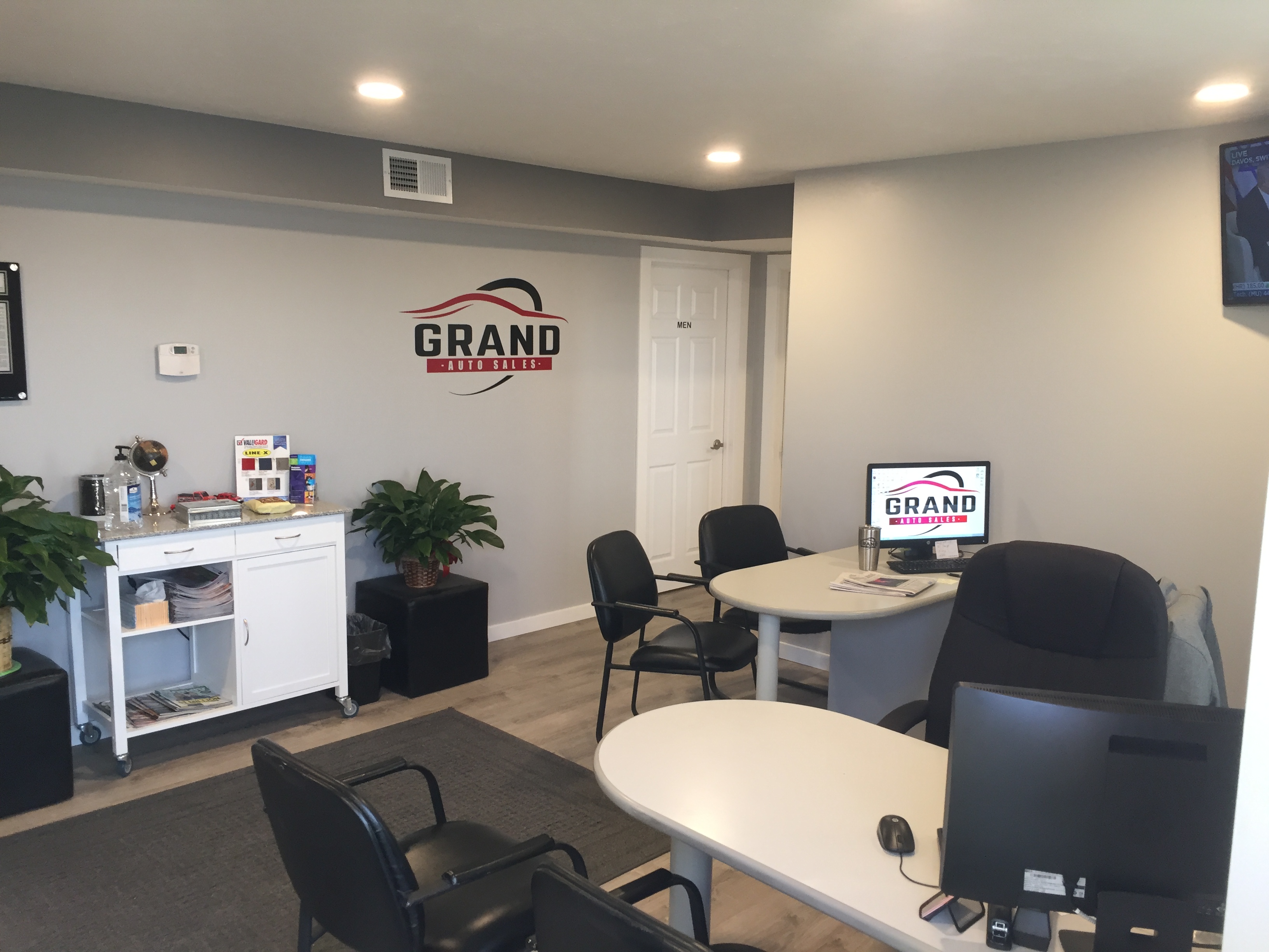 Grand Auto Sales - Grand Island, NE | Cars.com