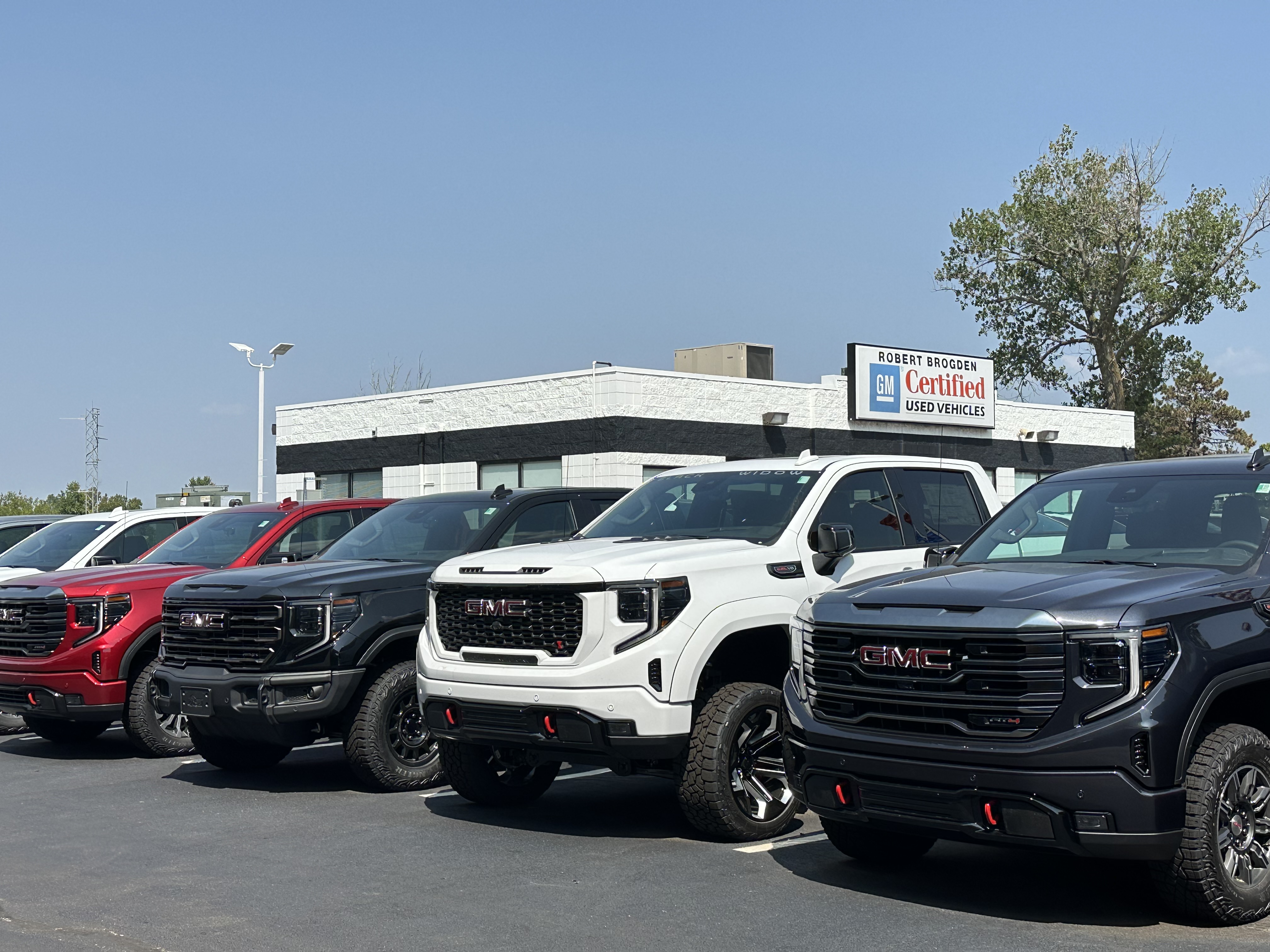Robert Brogden's Olathe Buick GMC - Olathe, KS | Cars.com
