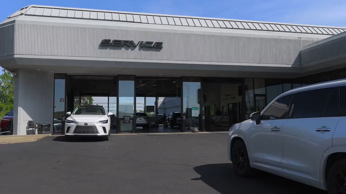 Meade Lexus of Southfield - Southfield, MI | Cars.com