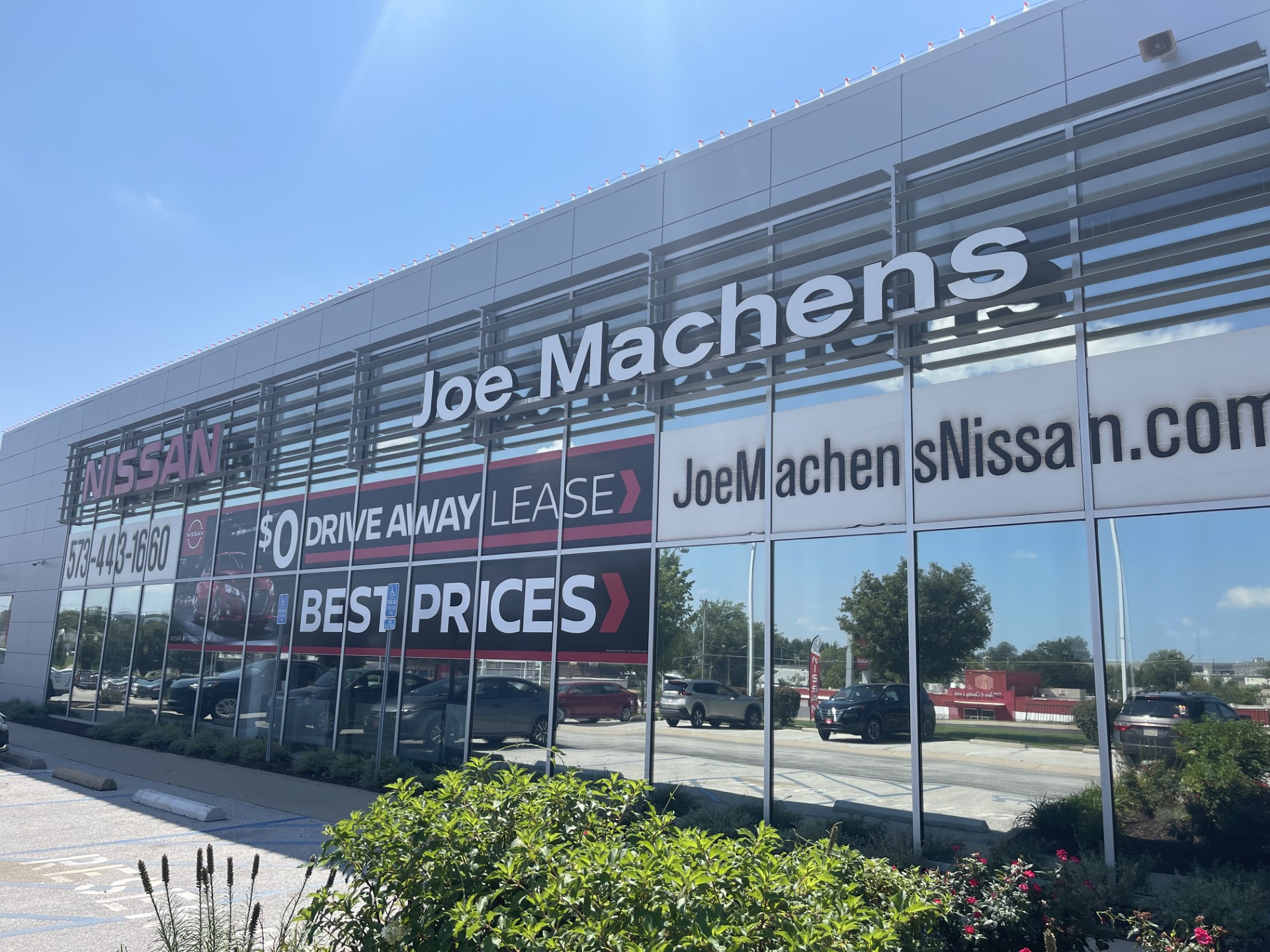 Joe Machens Nissan - Columbia, MO | Cars.com
