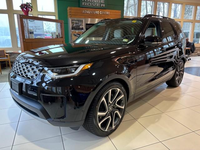 2024 Land Rover Discovery - Specs, Prices, MPG, Reviews & Photos | Cars.com