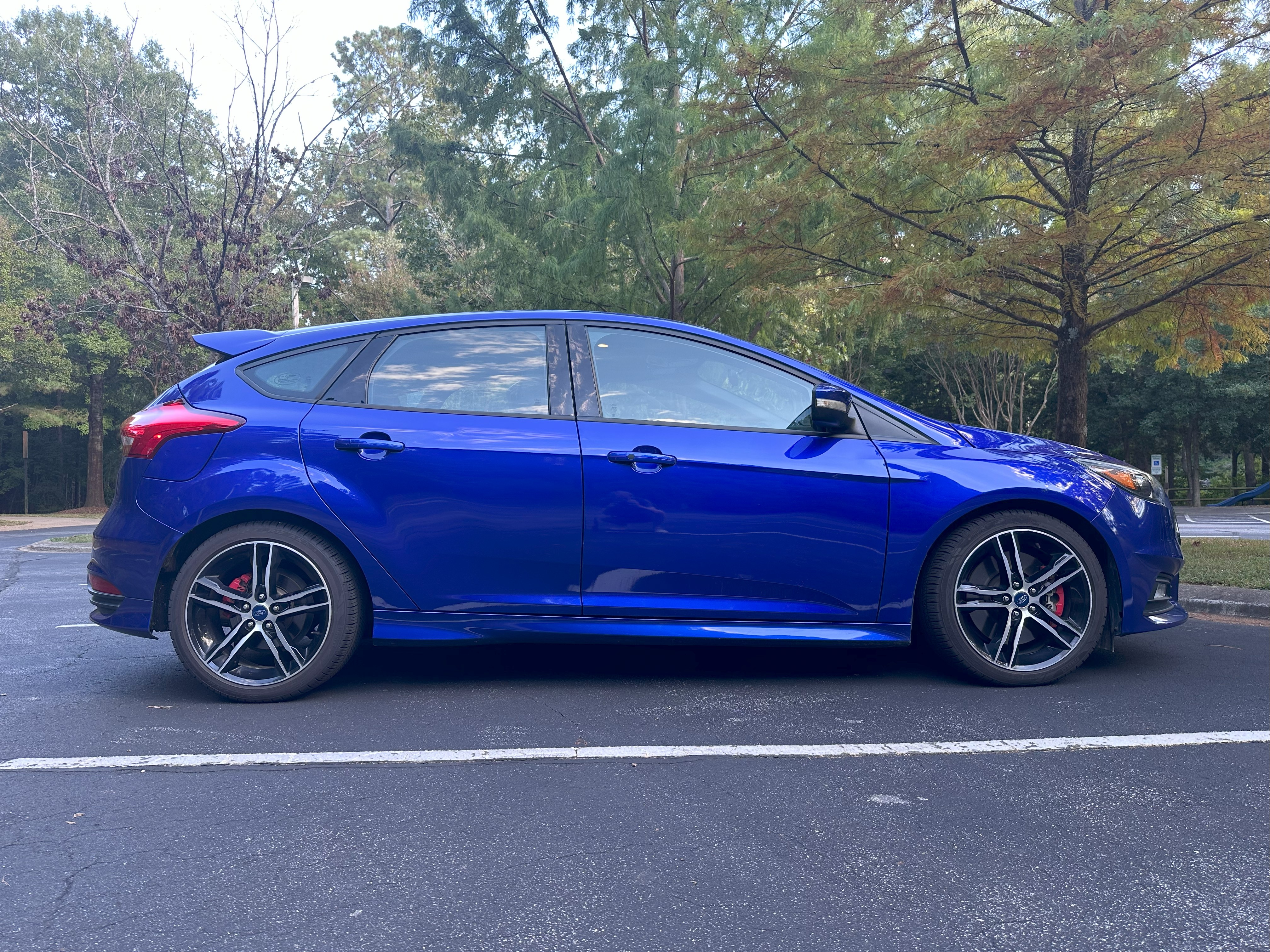 2015 Ford Focus ST - Specs, Prices, MPG, Reviews & Photos | Cars.com