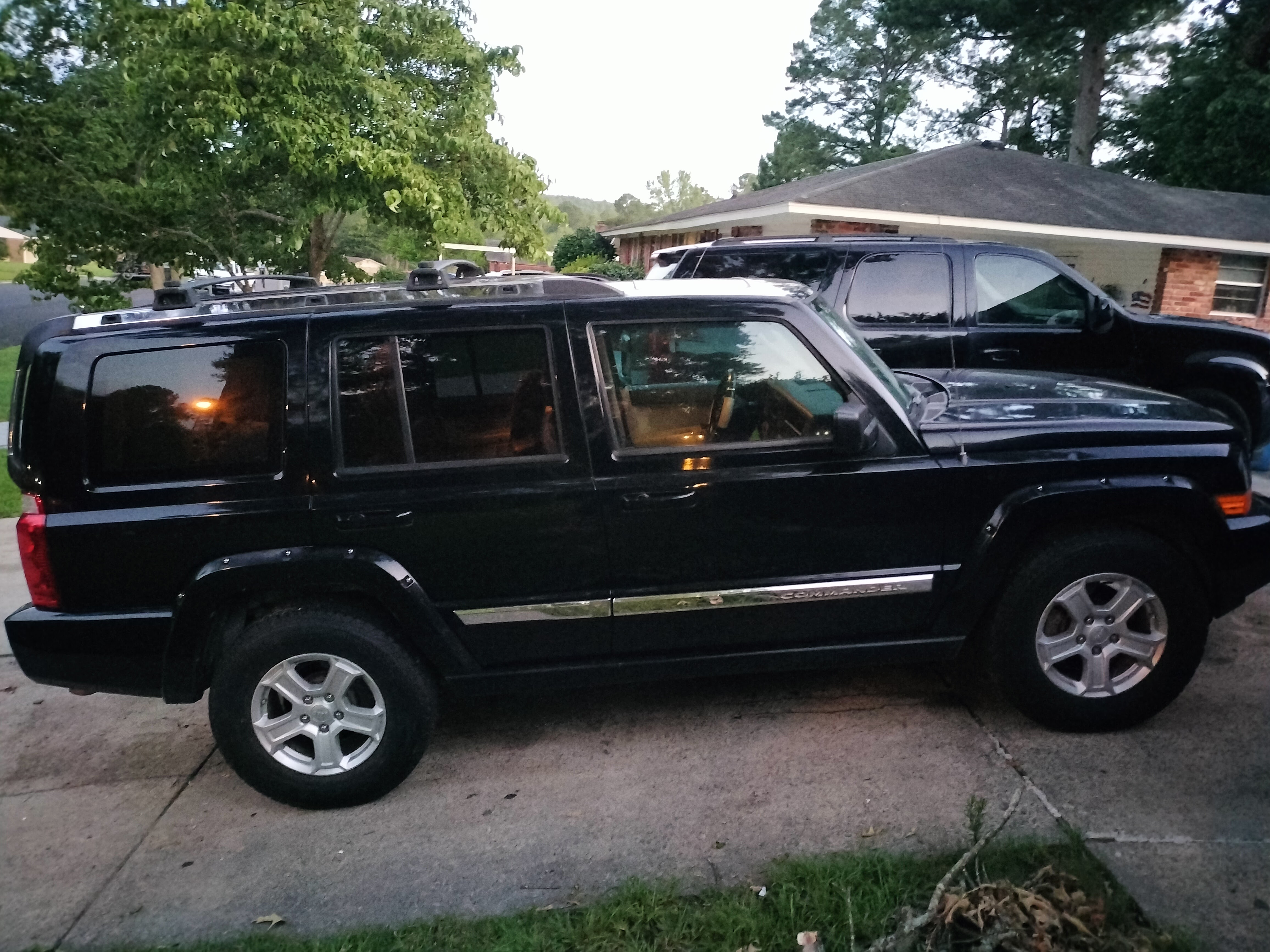 Jeep Commander 2006 Black