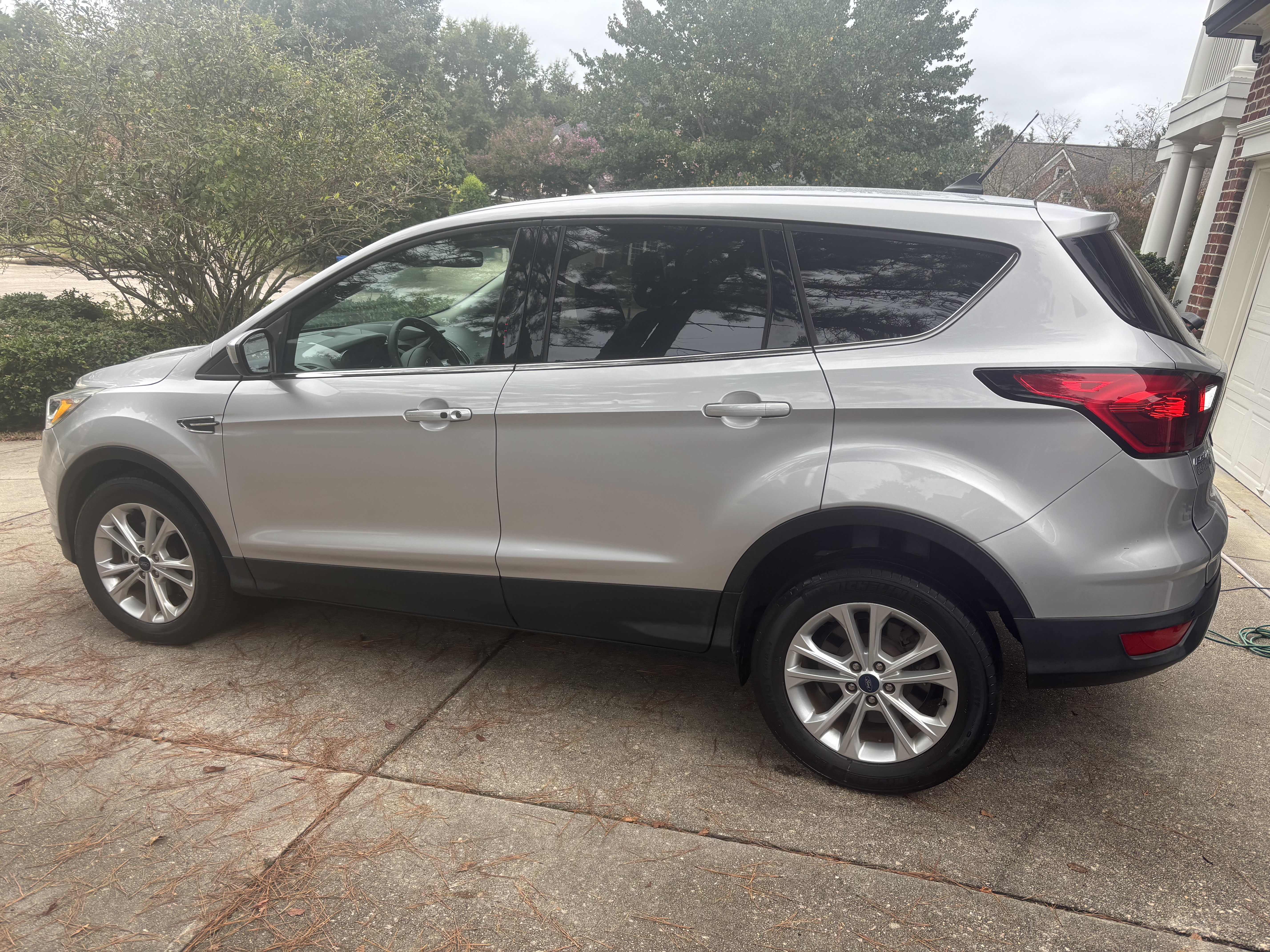2019 Ford Escape - Specs, Prices, MPG, Reviews & Photos | Cars.com