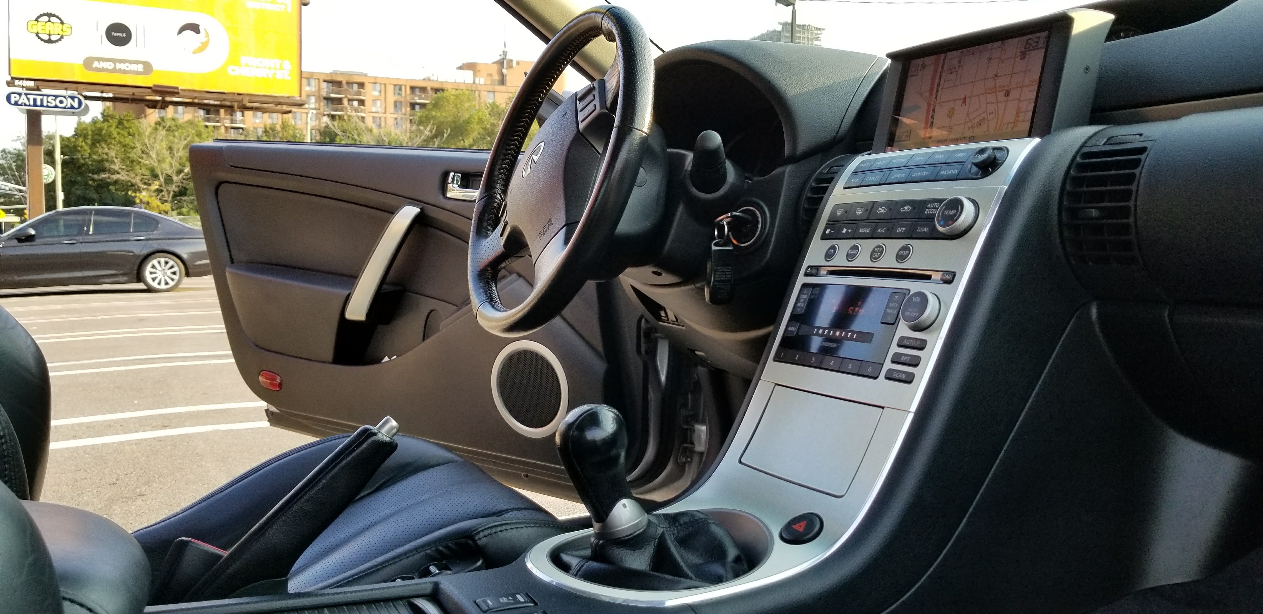 Infiniti G35 Coupe Interior