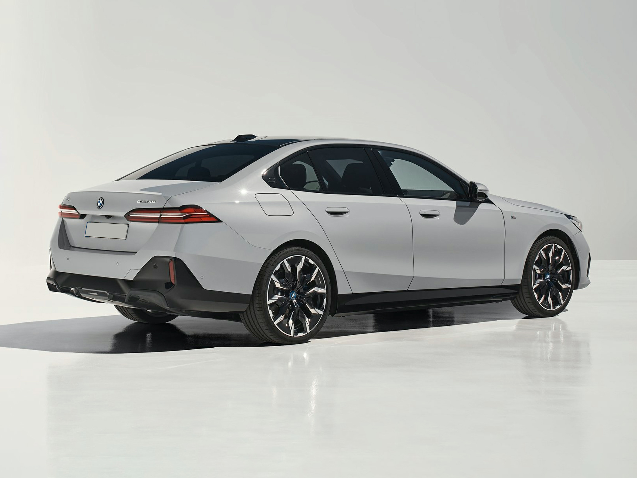 BMW i5 Models, Generations & Redesigns | Cars.com