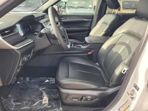 New and Used 2026 Jeep Grand Cherokee for Sale Near Ak-chin Village, AZ ...