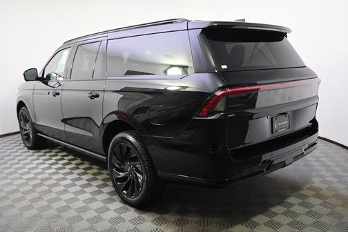 New and Used 2026 Lincoln Navigator for Sale Near Golden Valley, MN ...