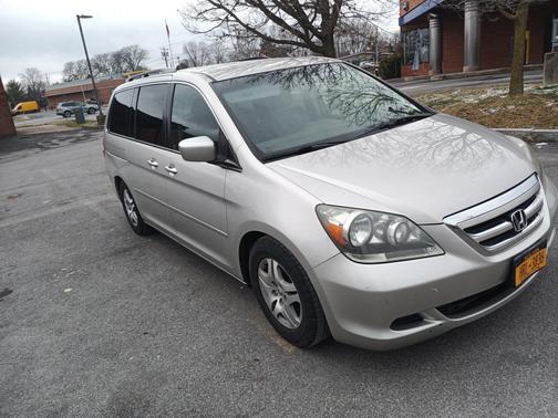 Used minivans for Sale Under $3,000 Near Me | Cars.com