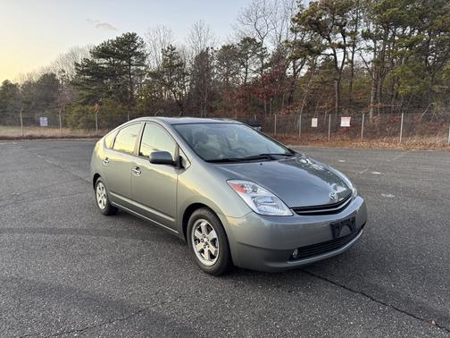 2005 toyota prius for sale store