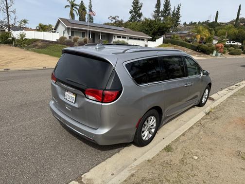 Used Minivans for Sale Near Me | Cars.com