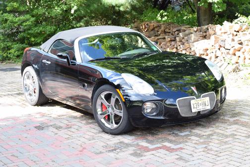 Used Pontiac Solstice for Sale Near Me | Cars.com