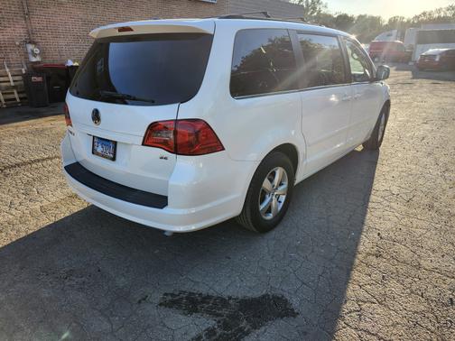 Used Minivans for Sale Under $10,000 Near Me | Cars.com
