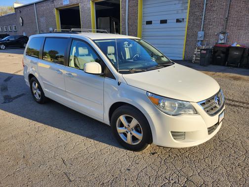 Used Minivans for Sale Under $10,000 Near Me | Cars.com