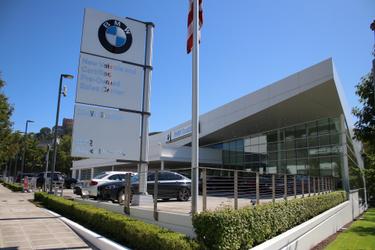 2016 BMW i8 - Specs, Prices, MPG, Range, Reviews & Photos | Cars.com