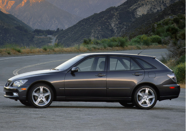 2003 Lexus IS 300 - Specs, Prices, MPG, Reviews & Photos | Cars.com