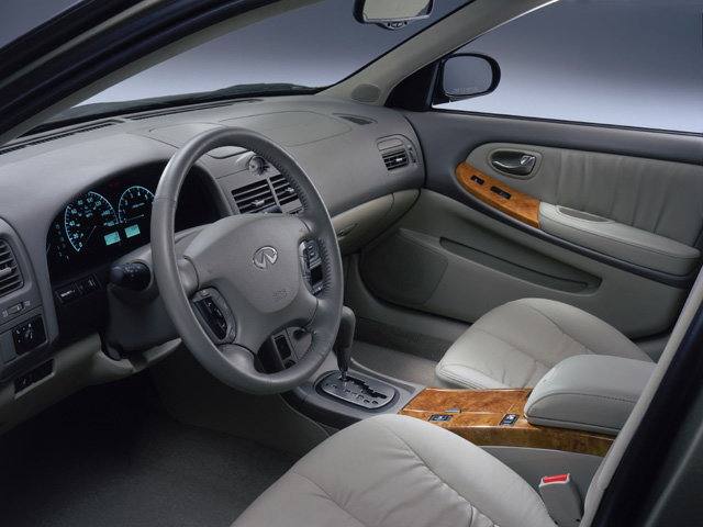 2004 INFINITI I35 - Specs, Prices, MPG, Reviews & Photos | Cars.com