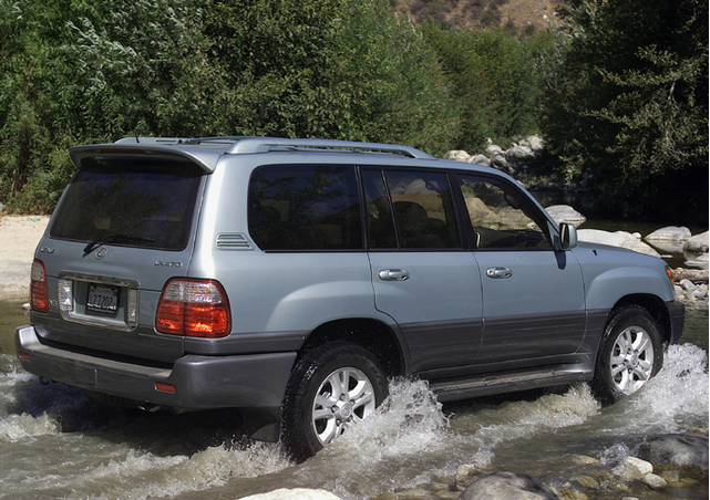2007 Lexus LX 470 - Specs, Prices, MPG, Reviews & Photos | Cars.com