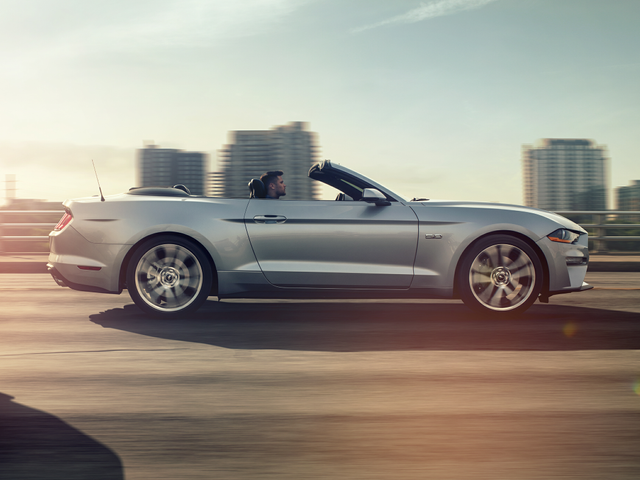 2023 Ford Mustang - Specs, Prices, MPG, Reviews & Photos | Cars.com