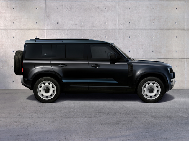 2024 Land Rover Defender Specs, Price, MPG & Reviews | Cars.com