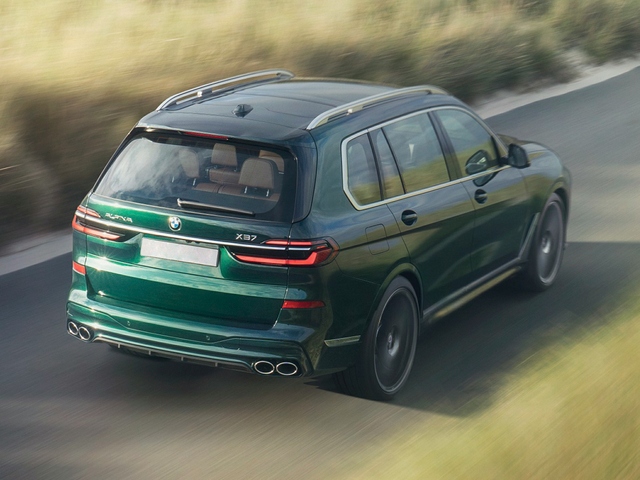 2024 BMW ALPINA XB7 Specs, Price, MPG & Reviews | Cars.com