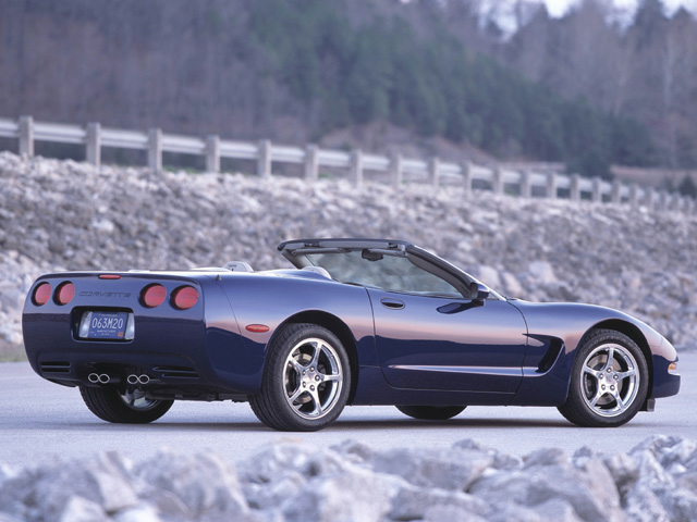 2004 Chevrolet Corvette - Specs, Prices, MPG, Reviews & Photos | Cars.com