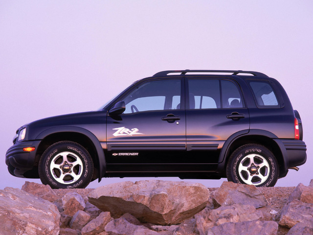 2003 Chevrolet Tracker - Specs, Prices, MPG, Reviews & Photos | Cars.com