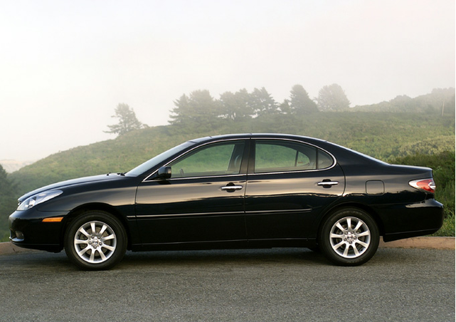 2003 Lexus ES 300 - Specs, Prices, MPG, Reviews & Photos | Cars.com