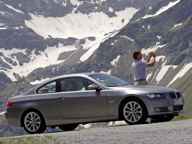 2010 BMW 335 Specs, Price, MPG & Reviews | Cars.com