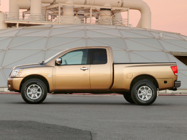 2005 Nissan Titan Specs, Price, MPG & Reviews | Cars.com