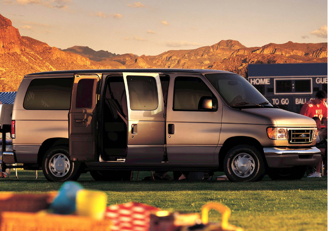 2003 Ford E150 - Specs, Prices, MPG, Reviews & Photos | Cars.com