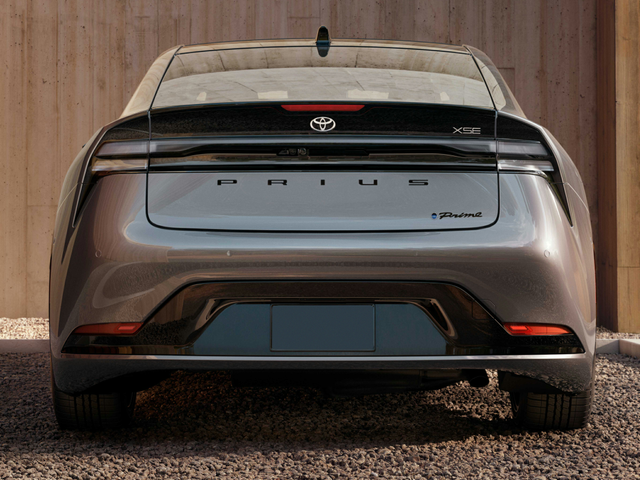 2023 Toyota Prius Prime - Specs, Prices, MPG, Range, Reviews & Photos | Cars.com