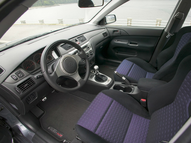 Mitsubishi Lancer 2003 Interior