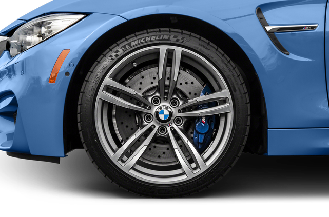 2017 BMW M4 Specs, Price, MPG & Reviews | Cars.com