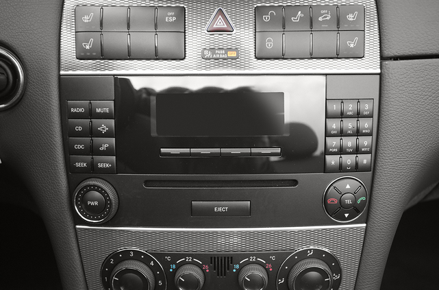 2005 Mercedes-Benz CLK-Class - Specs, Prices, MPG, Reviews & Photos ...